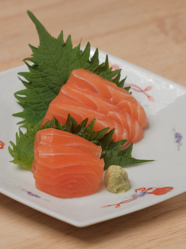 Salmon sashimi – Hokkai Suisan B.V.